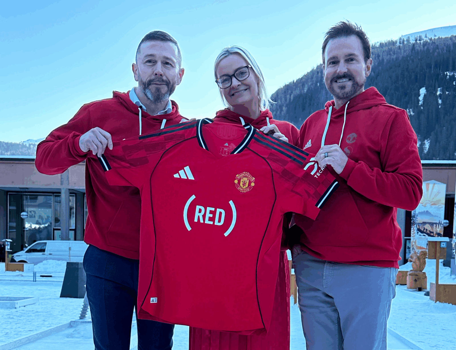 Swipe Right on Giving Back This Valentine's Day - (RED)'s Valentine's ...